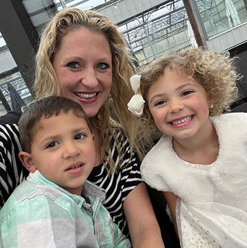 Jennifer Howland – Graphic Designer – Graphic Designer